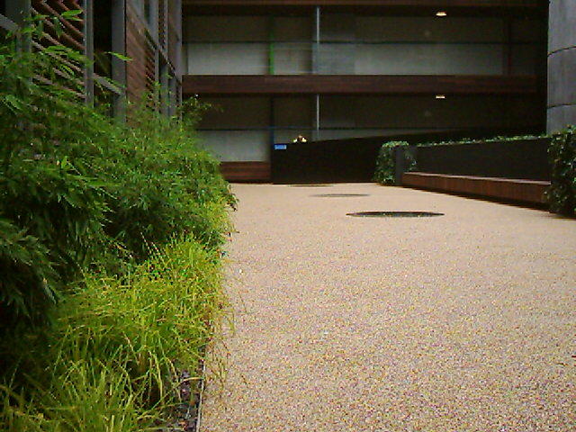 Autum Quartz 2-5mm | Daltex Resin Bound Aggregates