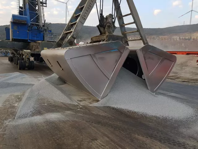 Daltex Sterling Silver is on its way! | Resin Bonded Aggregates