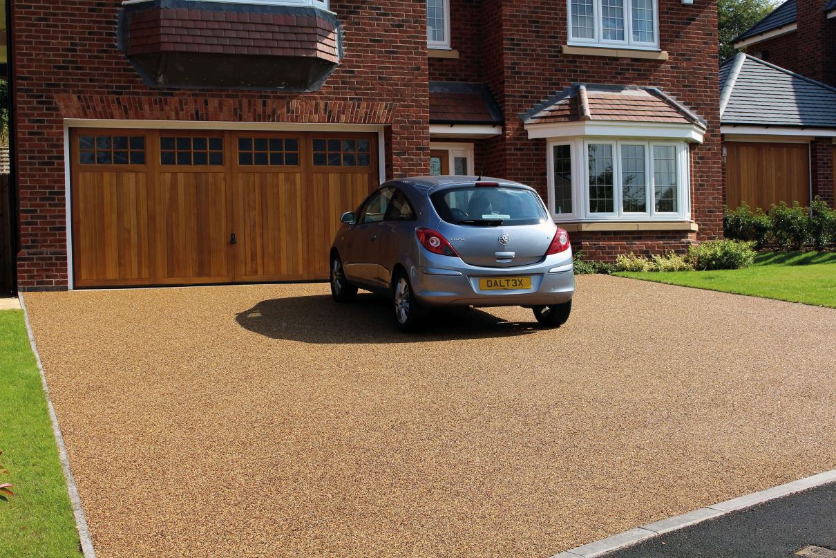 Resin Bound vs Block Paving - Which Driveway Is Better?